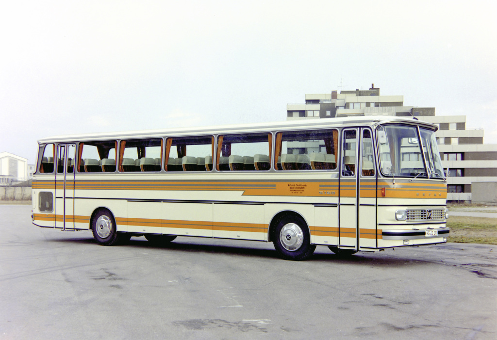 Setra cumplió 70 años de tradición y excelencia