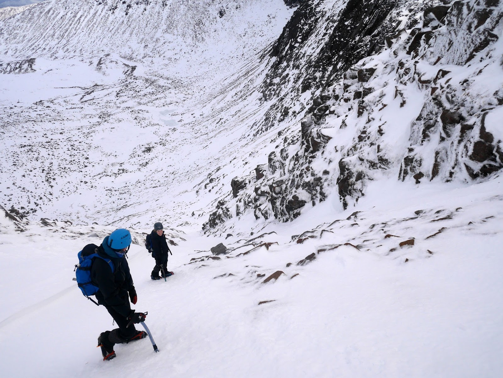 TARMACHAN MOUNTAINEERING: POINT FIVE GULLY. BEST SNOW CONDITIONS, SO ...
