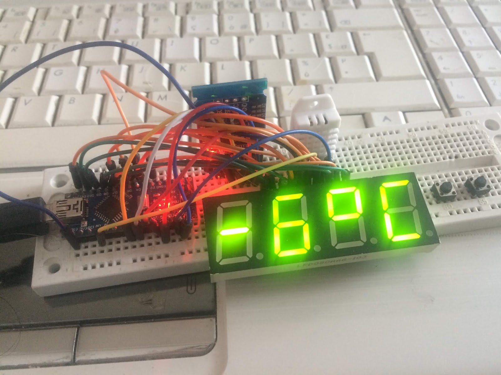 Arduino tehNiq: Animated adjusting clock with termomether and ...