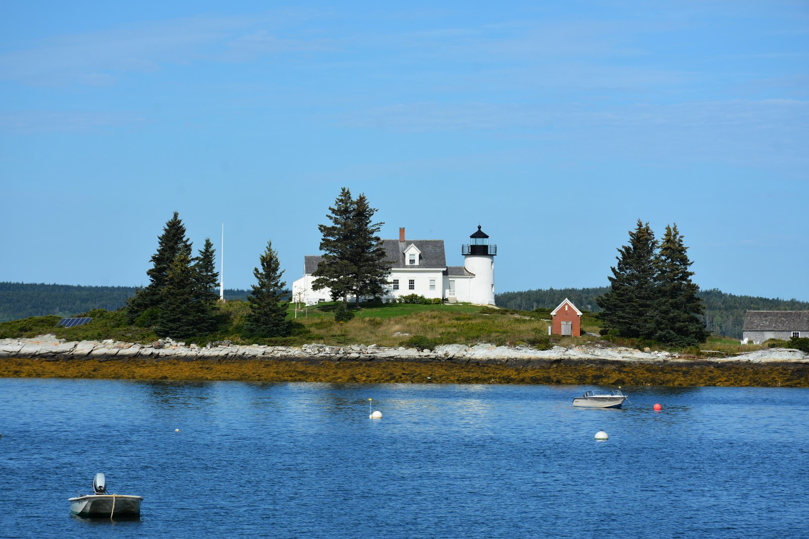 WC-LIGHTHOUSES: PUMPKIN ISLAND LIGHTHOUSE - LITTLE DEER ISLE, MAINE