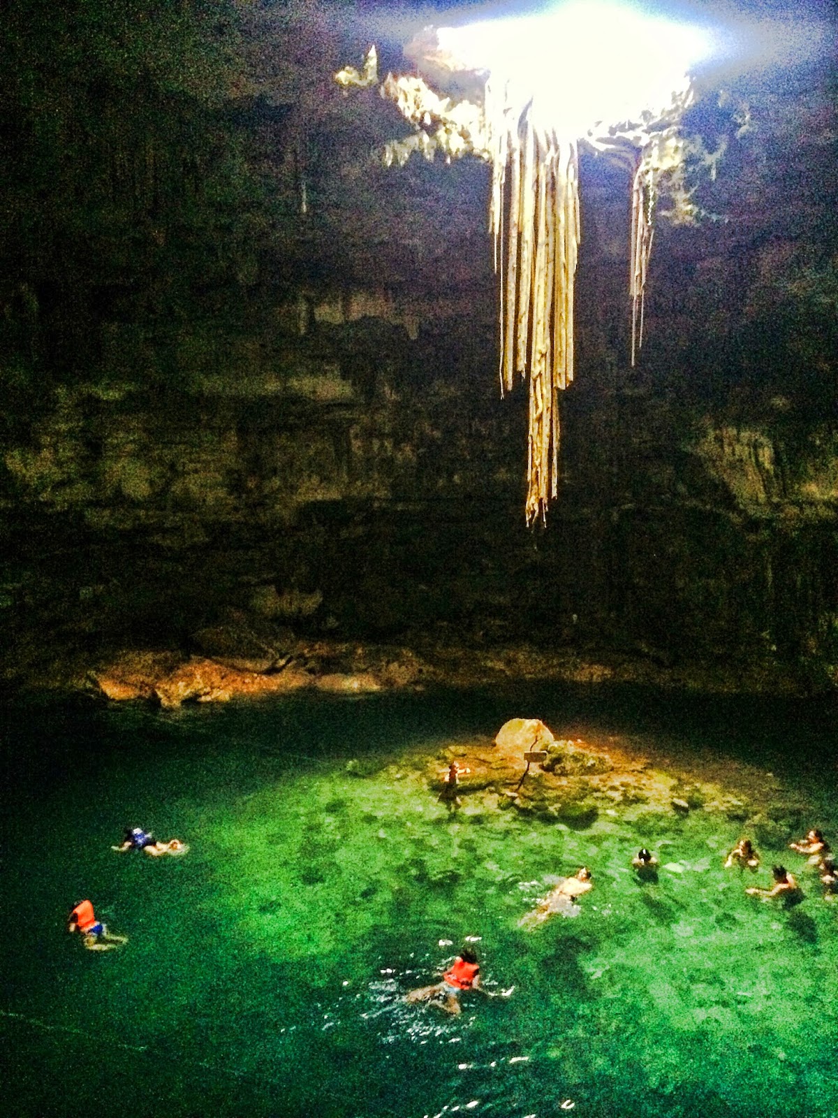 MEXICO. WHALE SHARKS, CENOTES & CHICHEN ITZÁ • Nextination