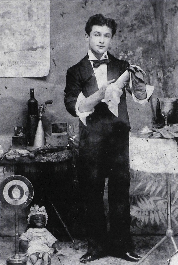 WILD ABOUT HARRY: Houdini's final show program at auction