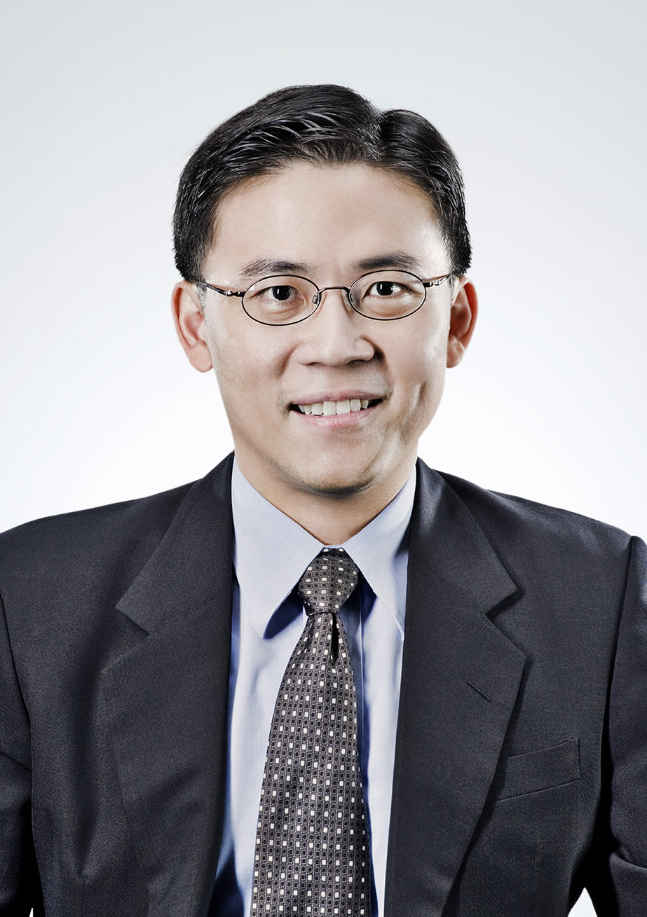 Legal Impact of Data Protection and Management in the Digital Age