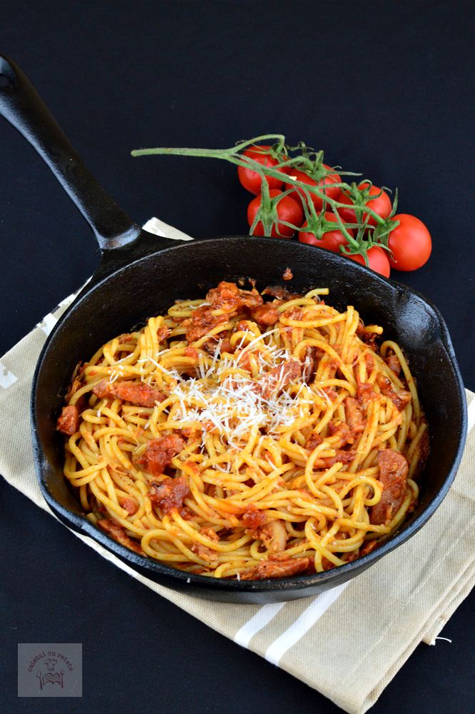 Spaghete Amatriciana - CAIETUL CU RETETE