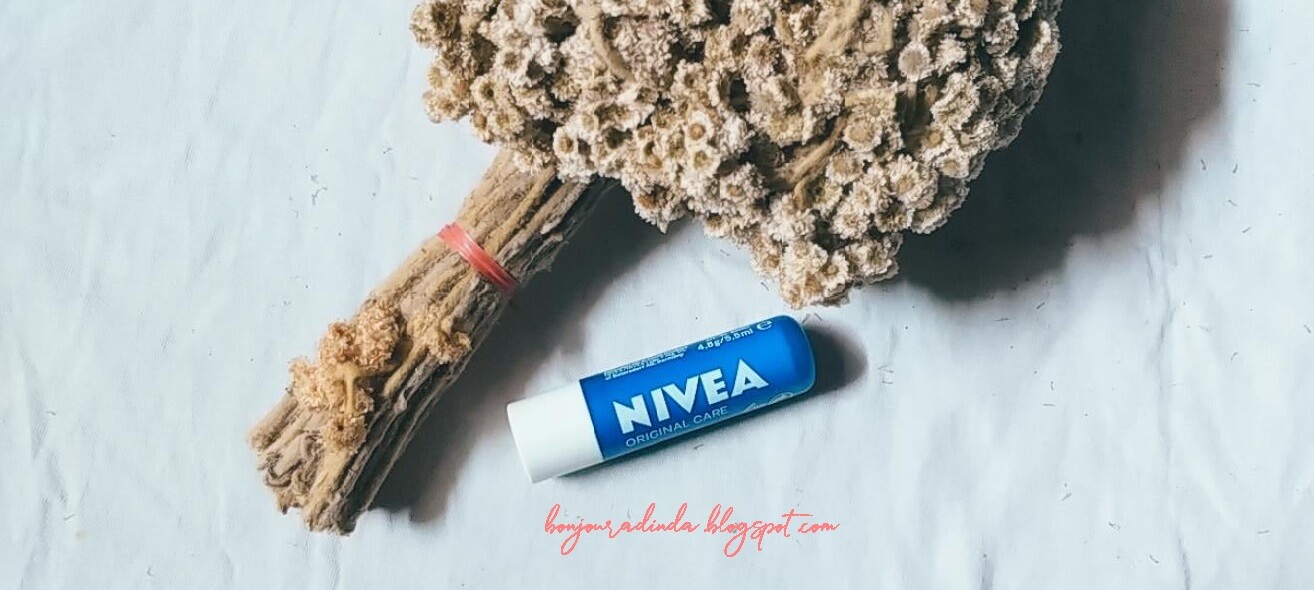 [REVIEW] Lipbalm NIVEA Original Care New Formula: Andalan Bibir Lebih ...