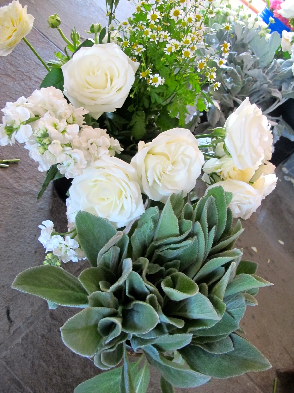 bloomingblog: Flowers for a Coastal Wedding