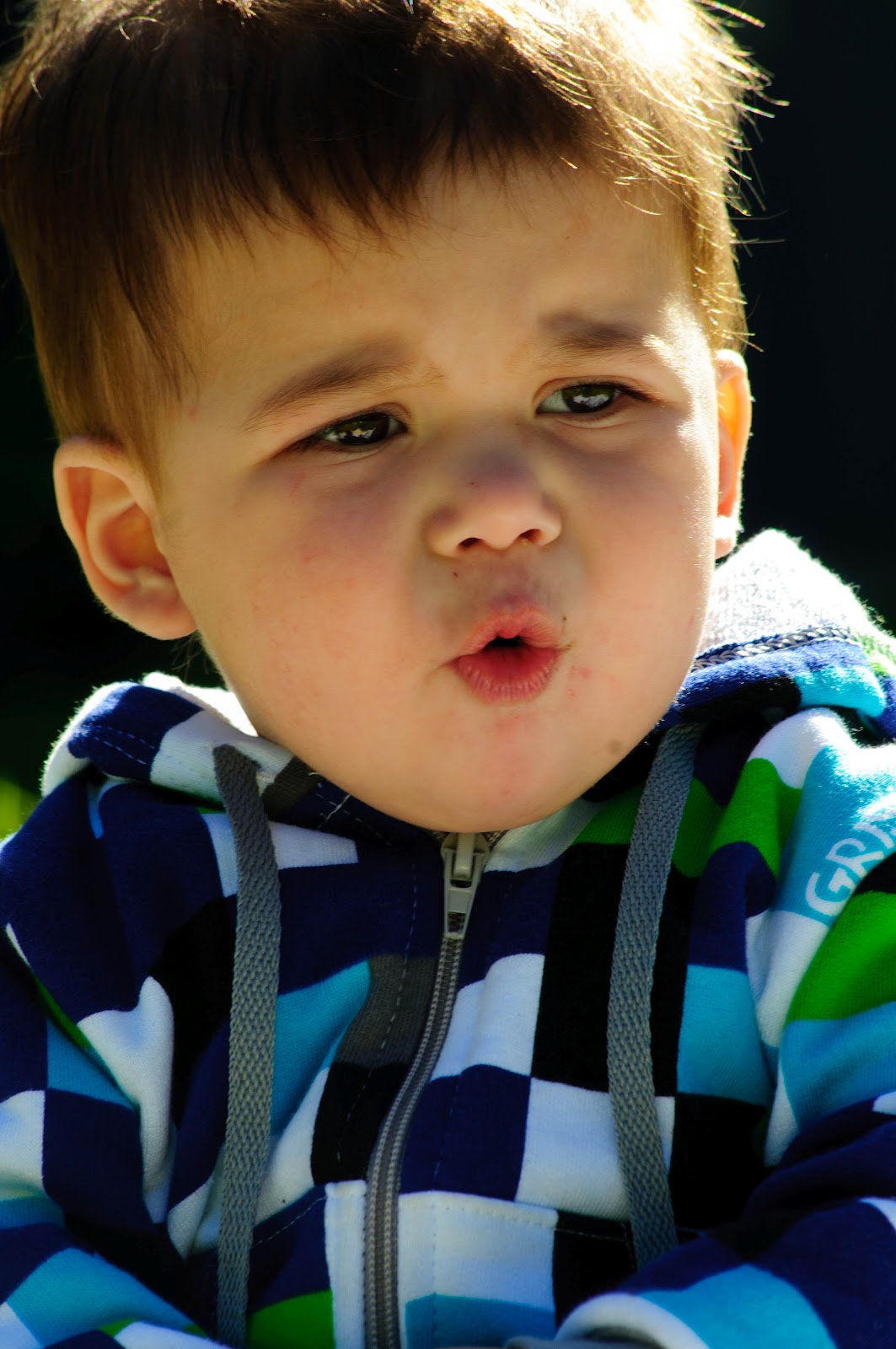 El Observador Prensa Libre: Resumen adyacente