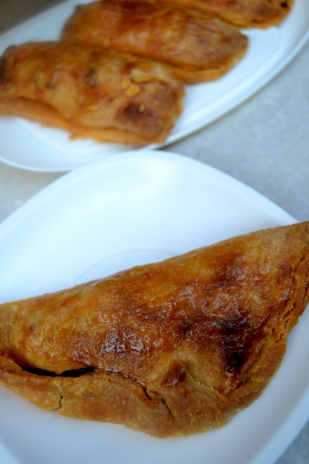 Vaniensamayalarai: Homemade Mutton Puffs