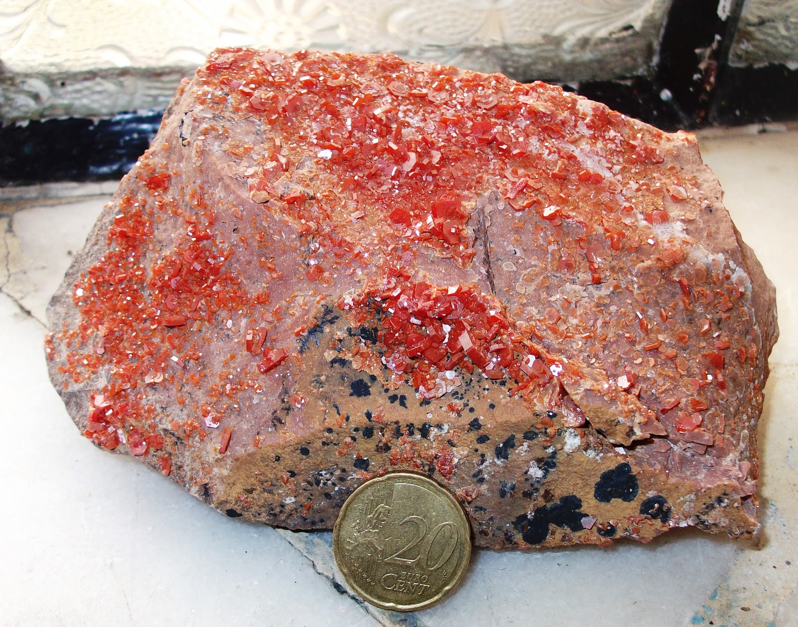 Vanadinite - Mineral Pedra