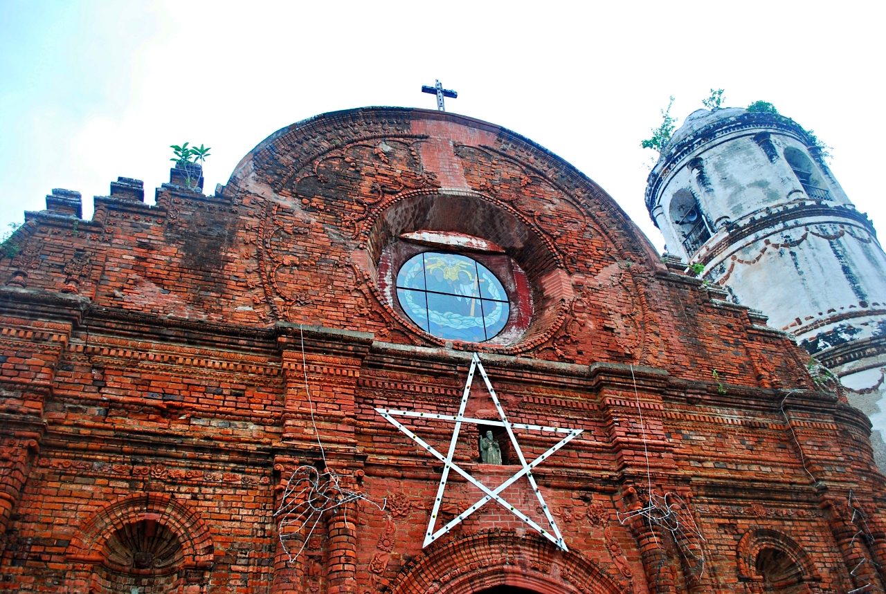 The Church of San Matias in Tumauini | Isabela - Nomadic Experiences