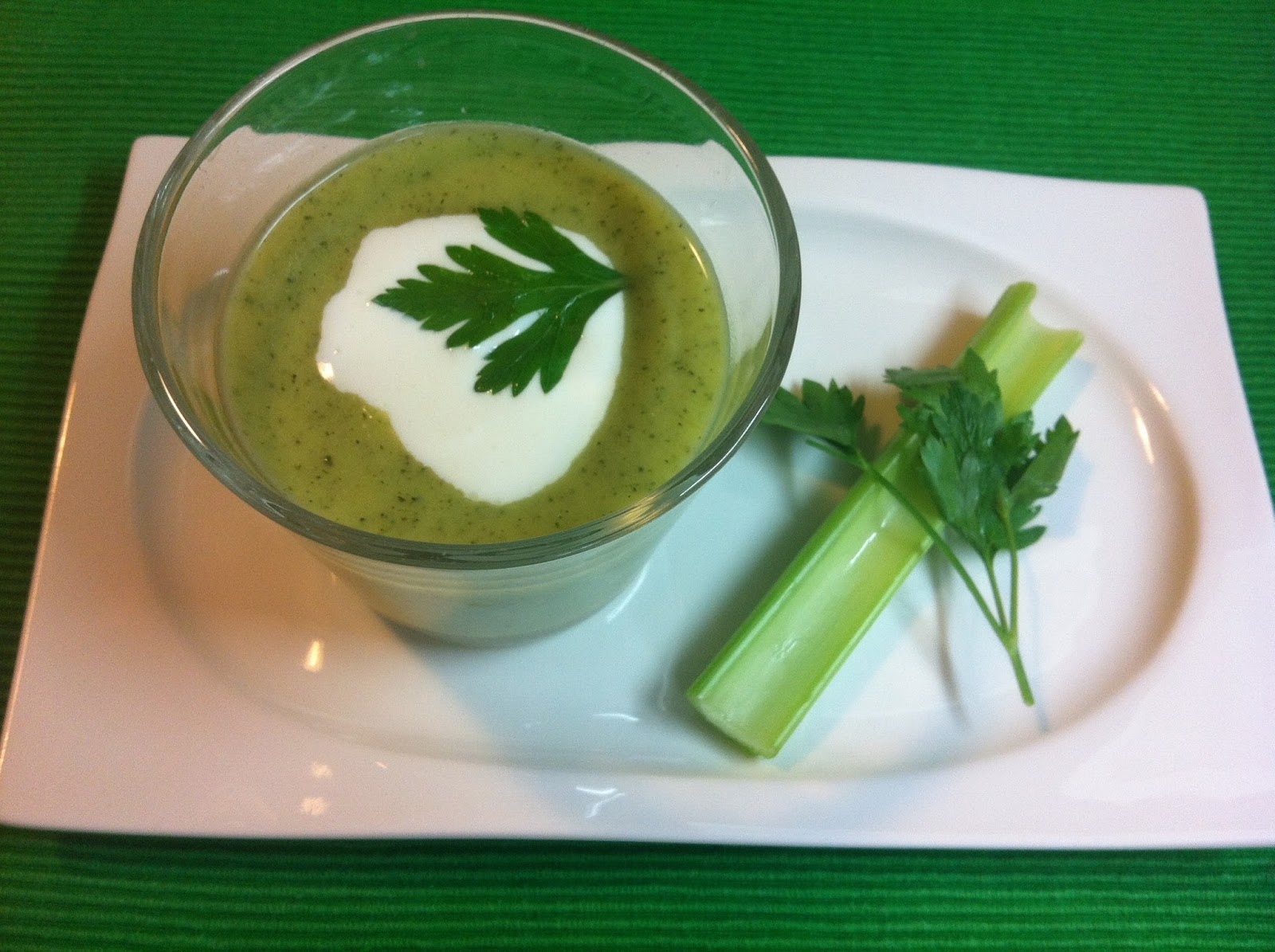 Las recetas de Martuka: Crema Verde De Calabacín
