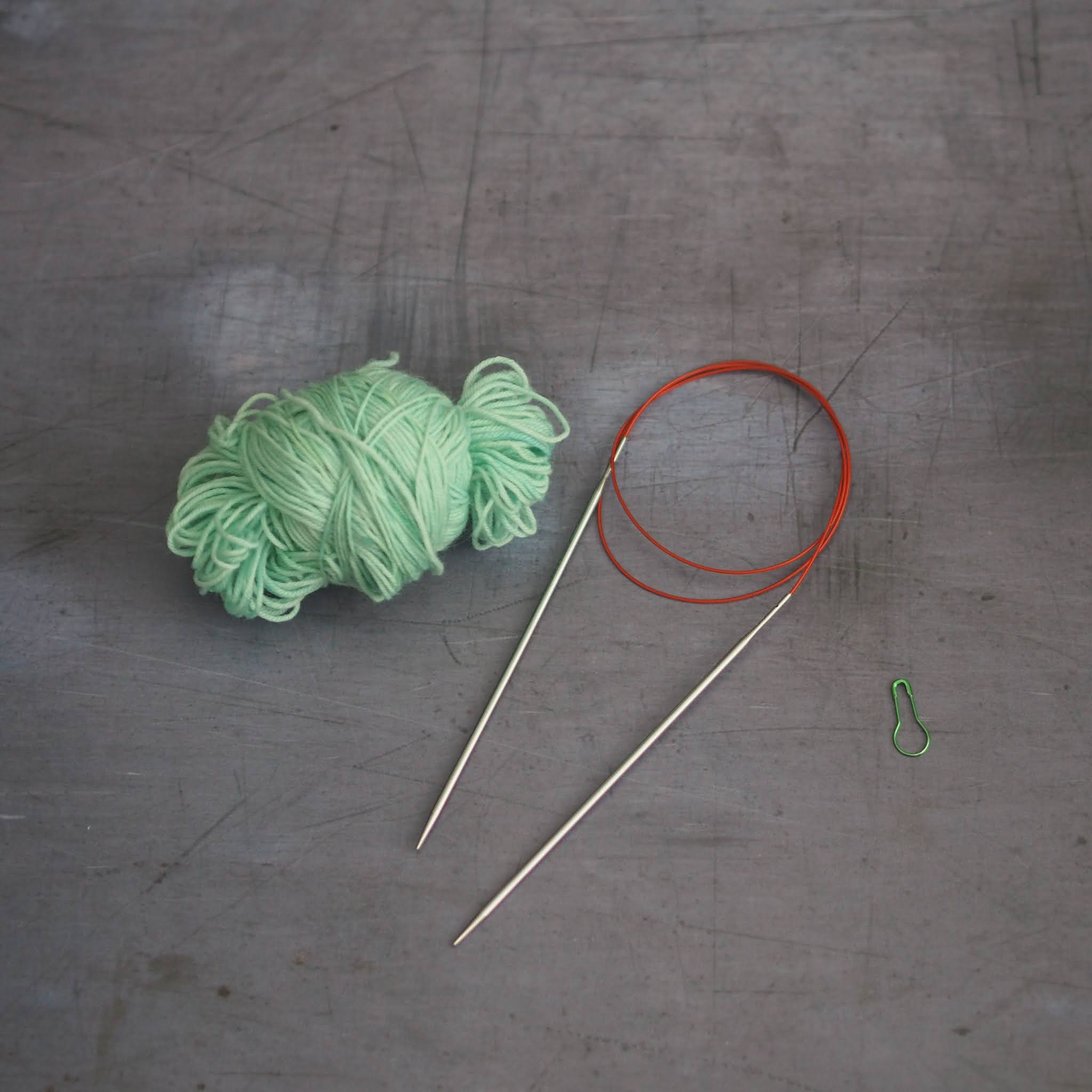 Photo & Video Tutorial: Magic Loop Cast-On - Hardybarn Designs