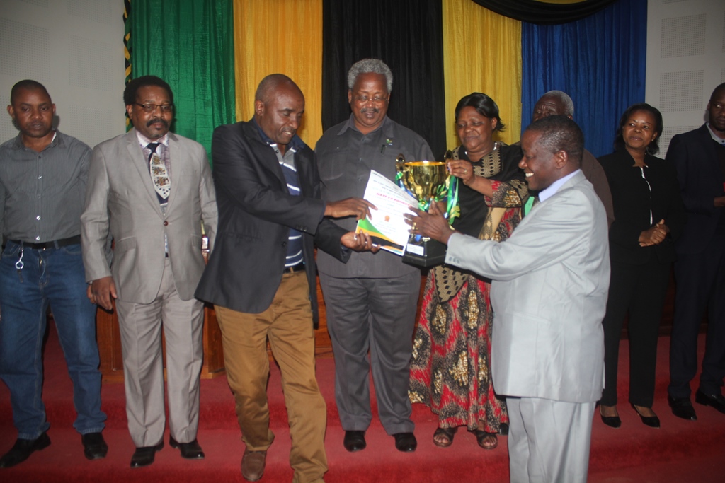 RC Ole Sendeka awapa mwezi mmoja viongozi kuwatafuta wanafunzi 708 ...