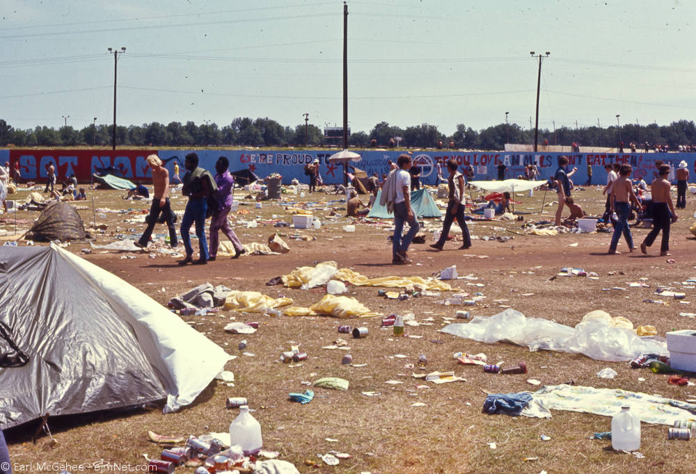 Amazing Vintage Photographs of the Atlanta International Pop Festival ...