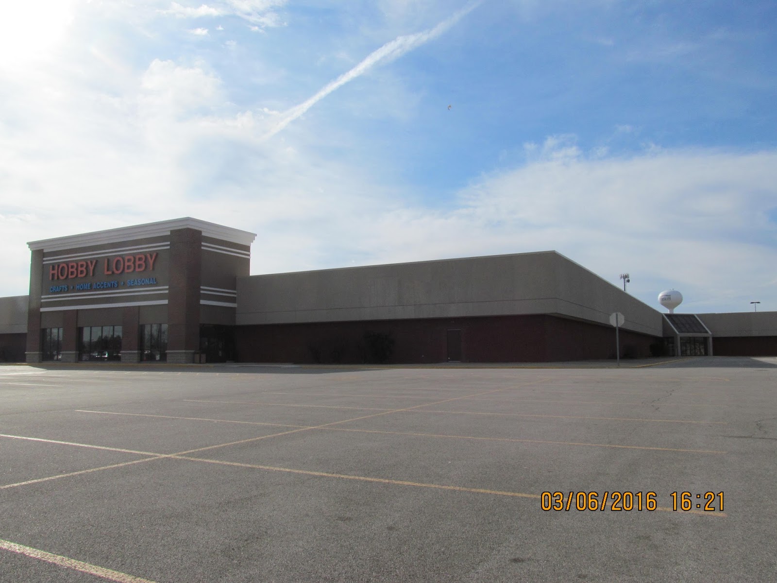 Trip to the Mall: Hickory Point Mall- [(Forsyth) Decatur, Illinois)]
