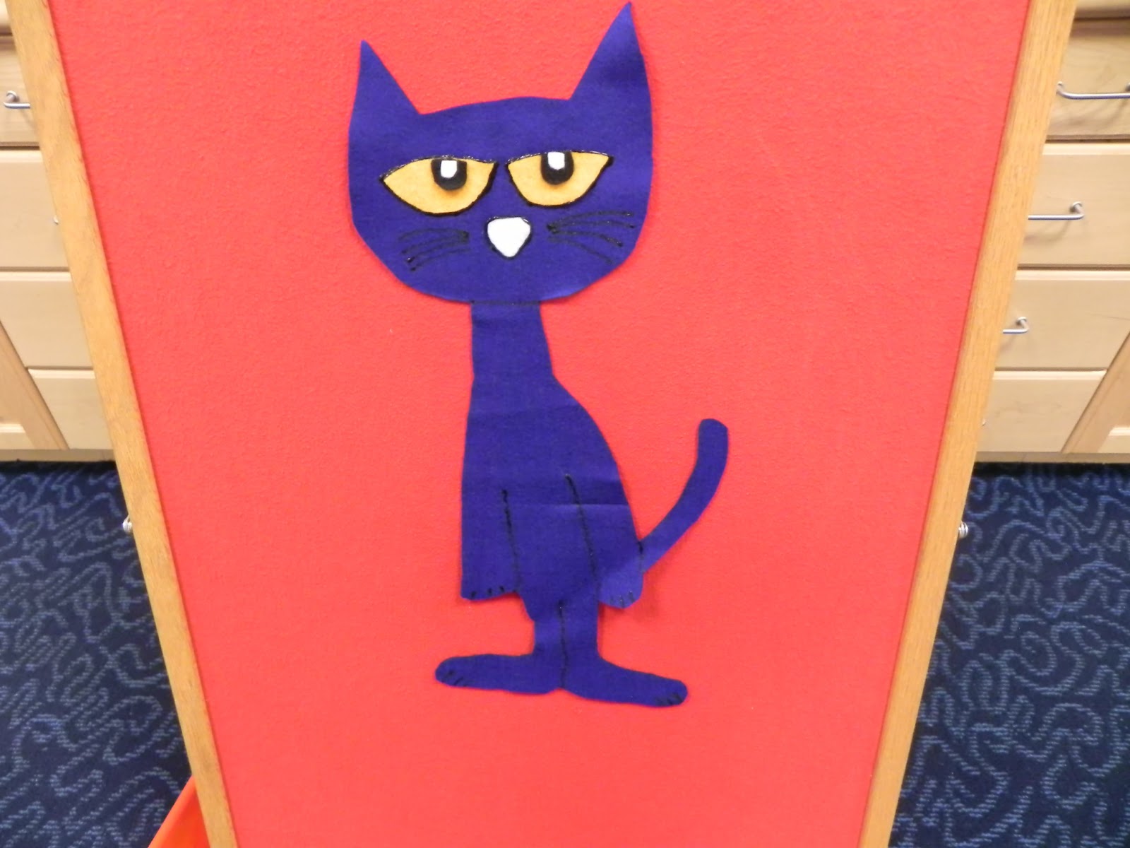 Libraryland: Pete the Cat Play to Learn