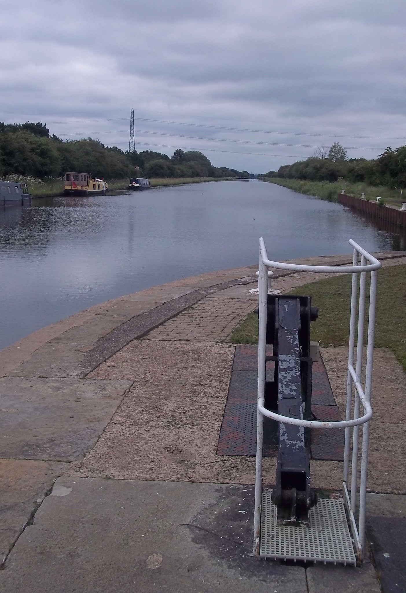 Walking The Peak: Fishlake, Sykehouse, Moss, and Askern