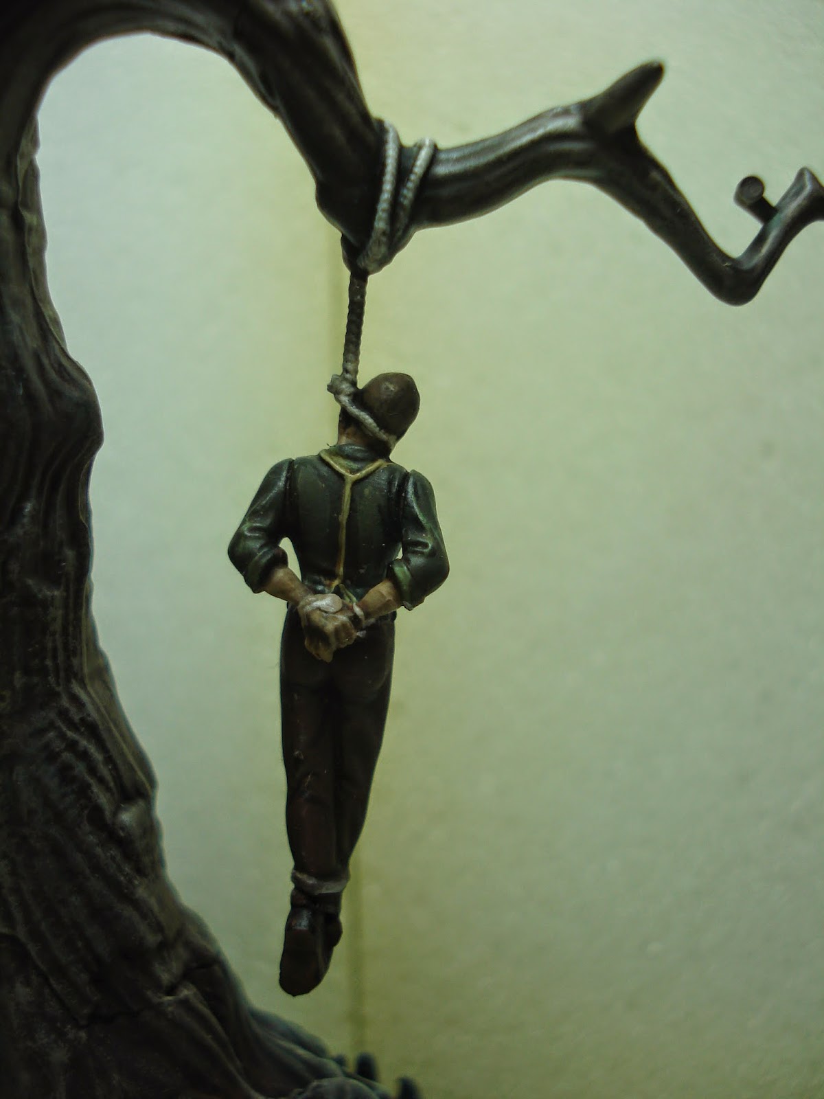 GMorts Chaotica: Hanging Trees - Painted...