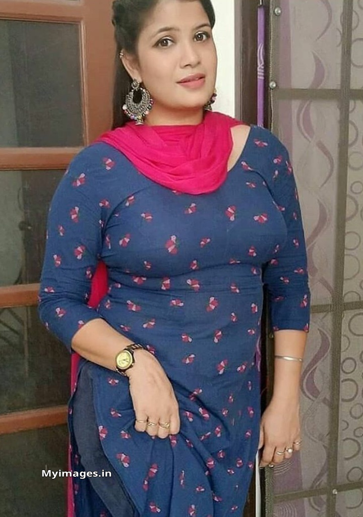 indian simple girl photo