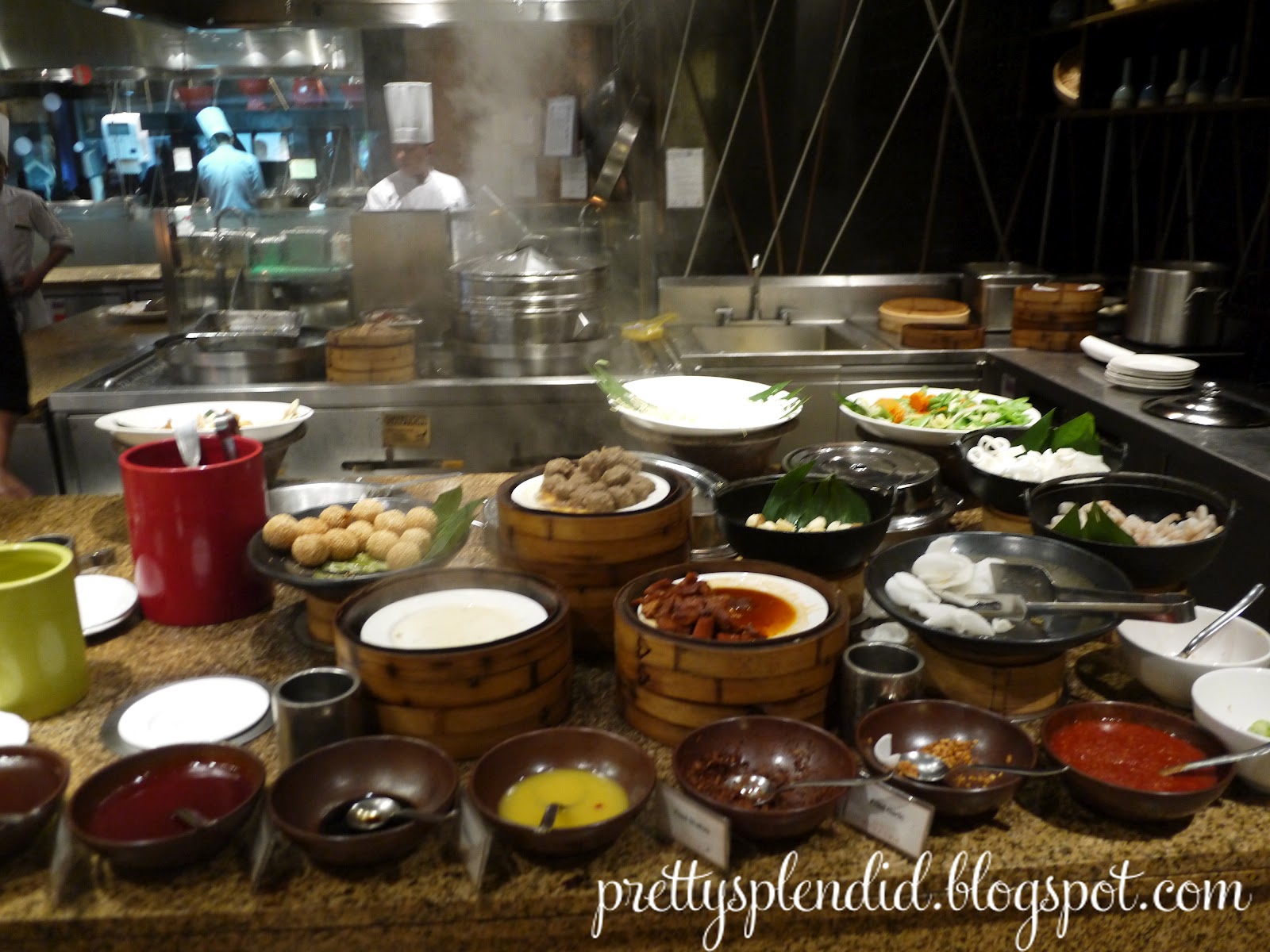 pretty splendid: Circles Buffet, Shangri-la Makati