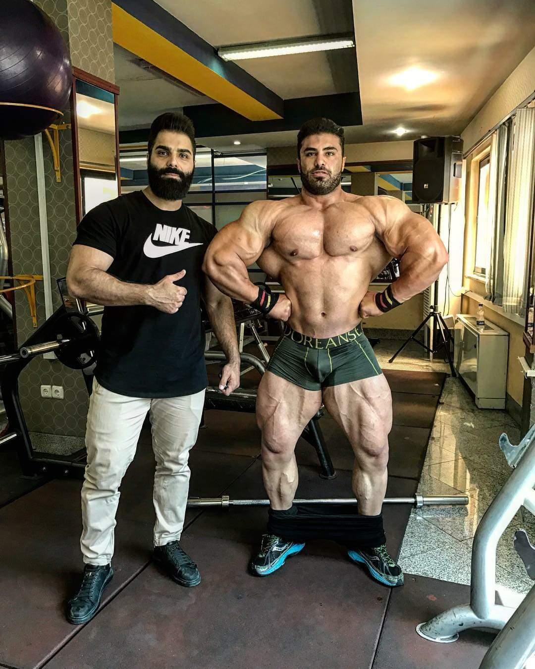 Hola Bodybuilders: IFBB PRO Behrooz Tabani