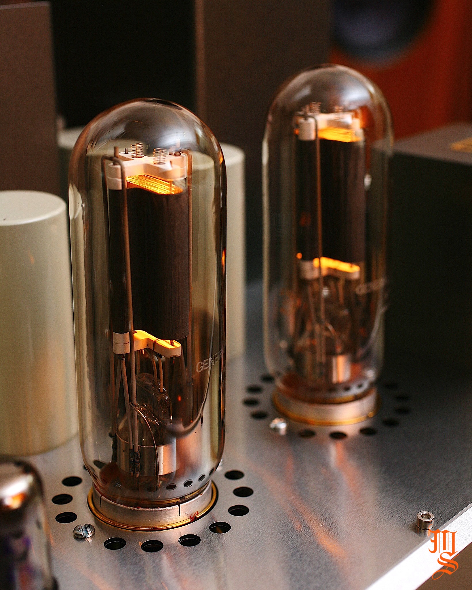 KT AUDIO 211 TUBE AMPLIFIER – M & S | Ultimate High-Fidelity