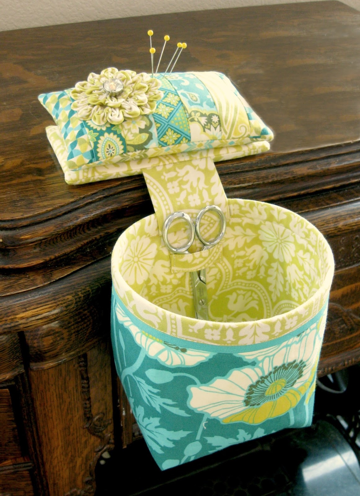 Curry Bungalow: More Thread Catchers