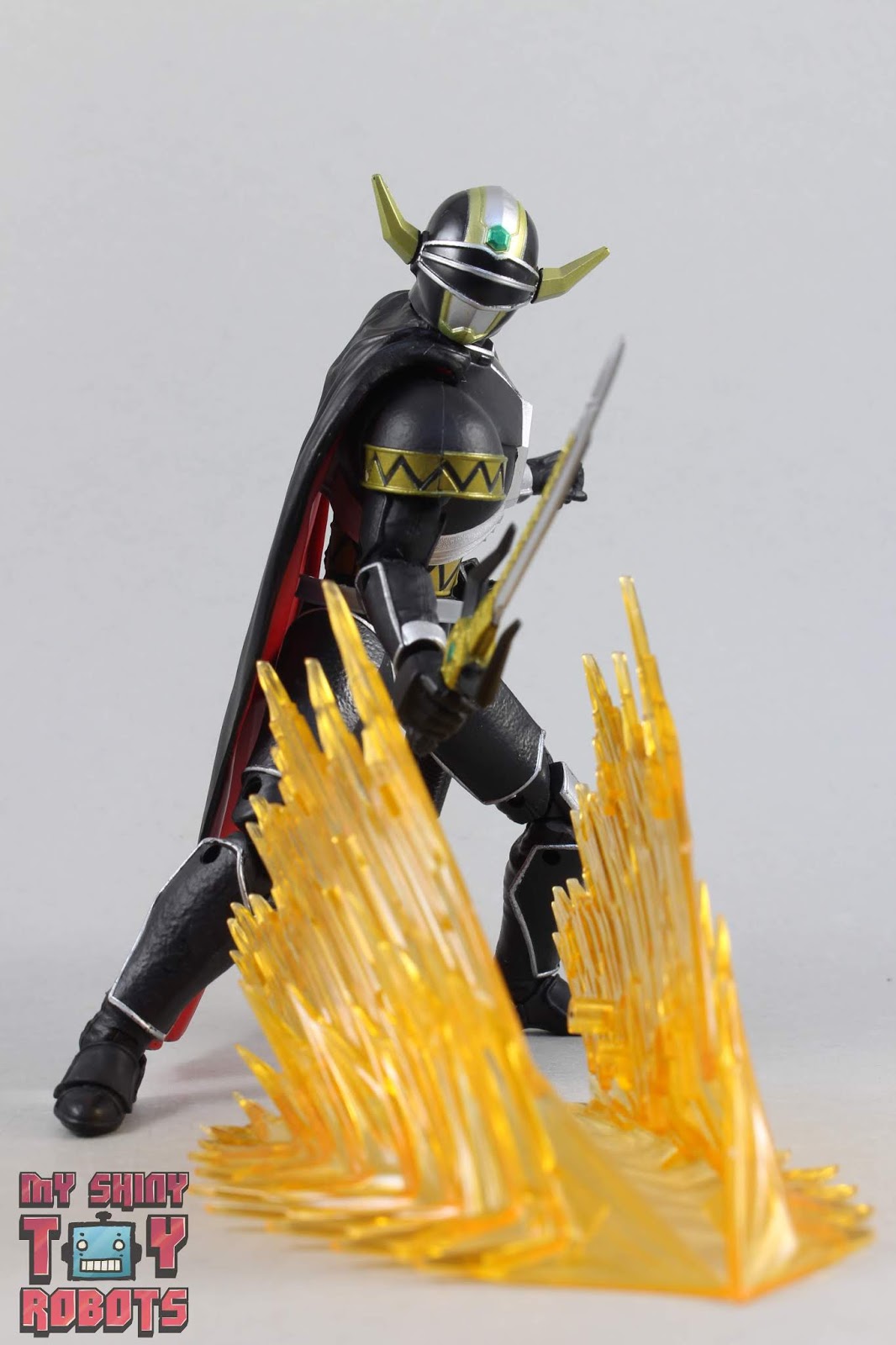 My Shiny Toy Robots: Toybox REVIEW: Power Rangers Lightning Collection ...