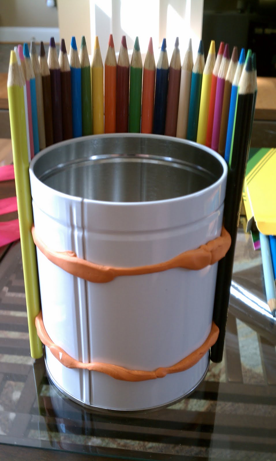 Flamingo Fabulous: Color Pencil Can Craft