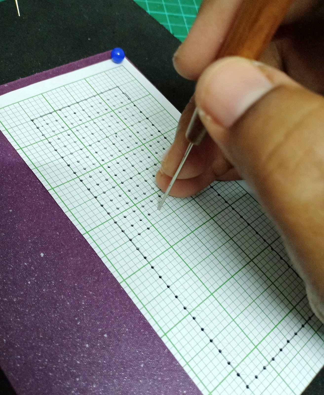 AZLINA ABDUL: Sewing on paper for beginners