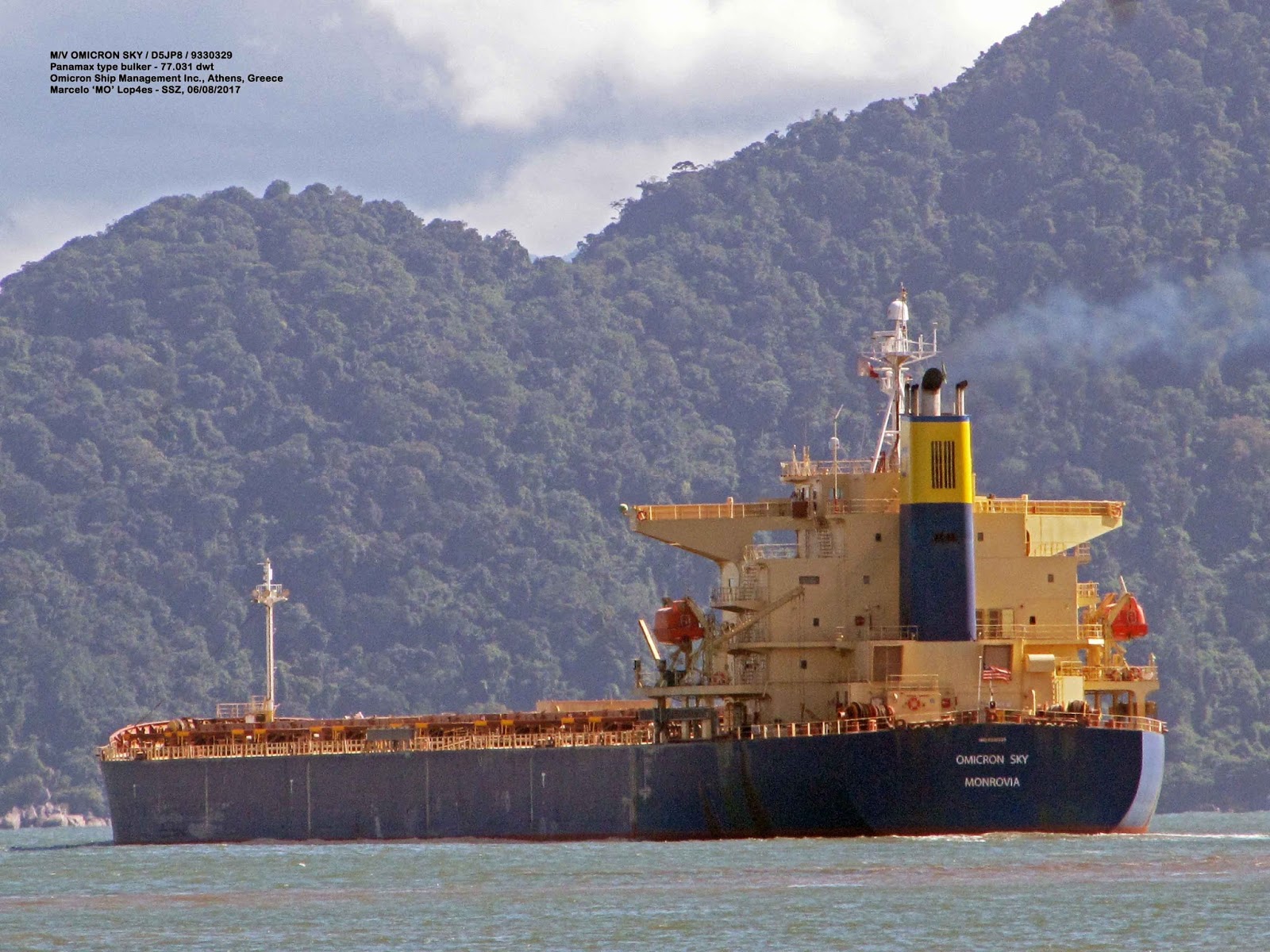 Santos Shiplovers: M/V Omicron Sky / D5JP8, Leaving Santos, loaded with ...