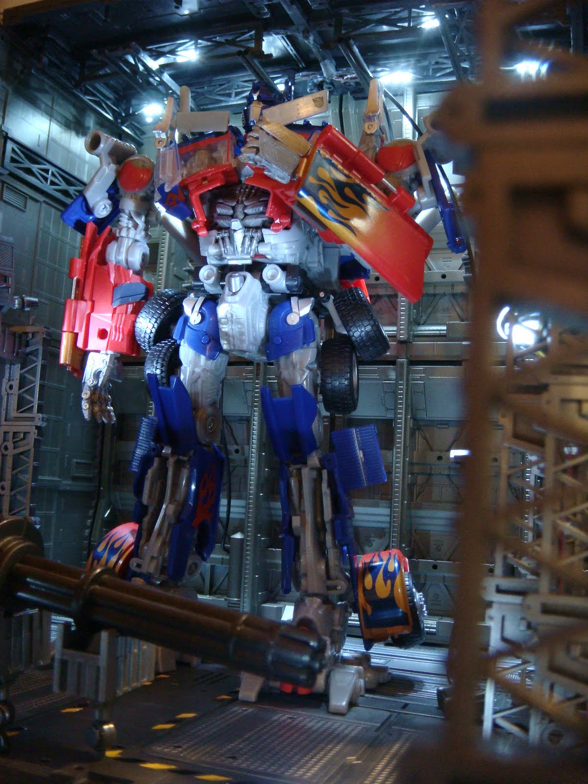 Minor/Repaint: - Autobot Hangar by Zebu (WIP) | TFW2005 - The 2005 Boards