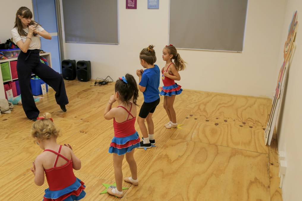 NickALive!: 'READY SET DANCE' Season 2 Pirouettes onto Nick Jr. Australia