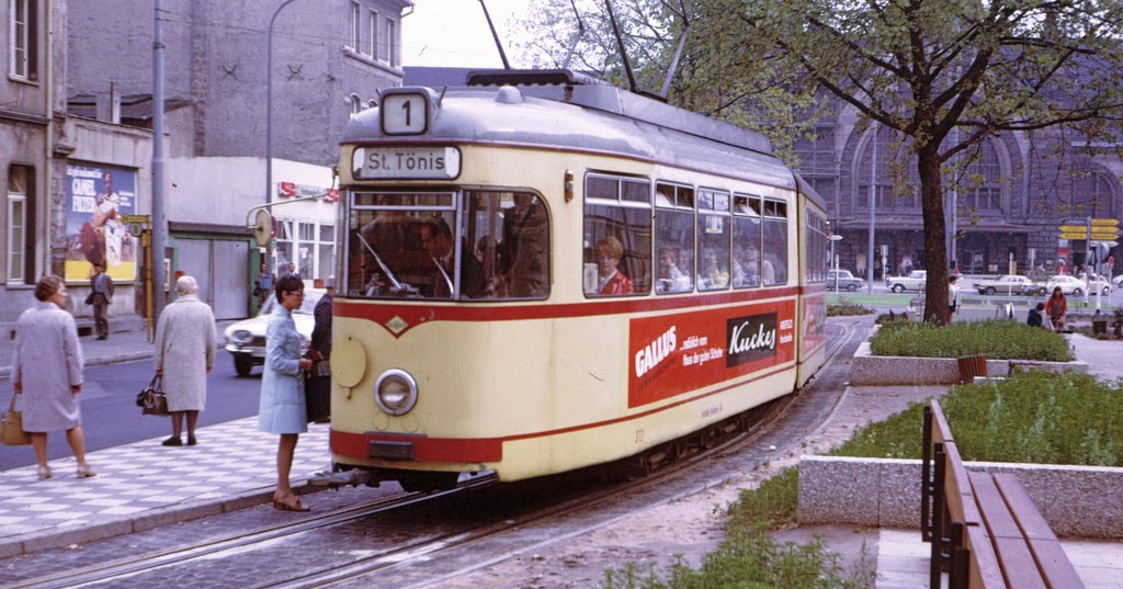 32 Color Photos Show Trams of Germany in the 1970s ~ Vintage Everyday