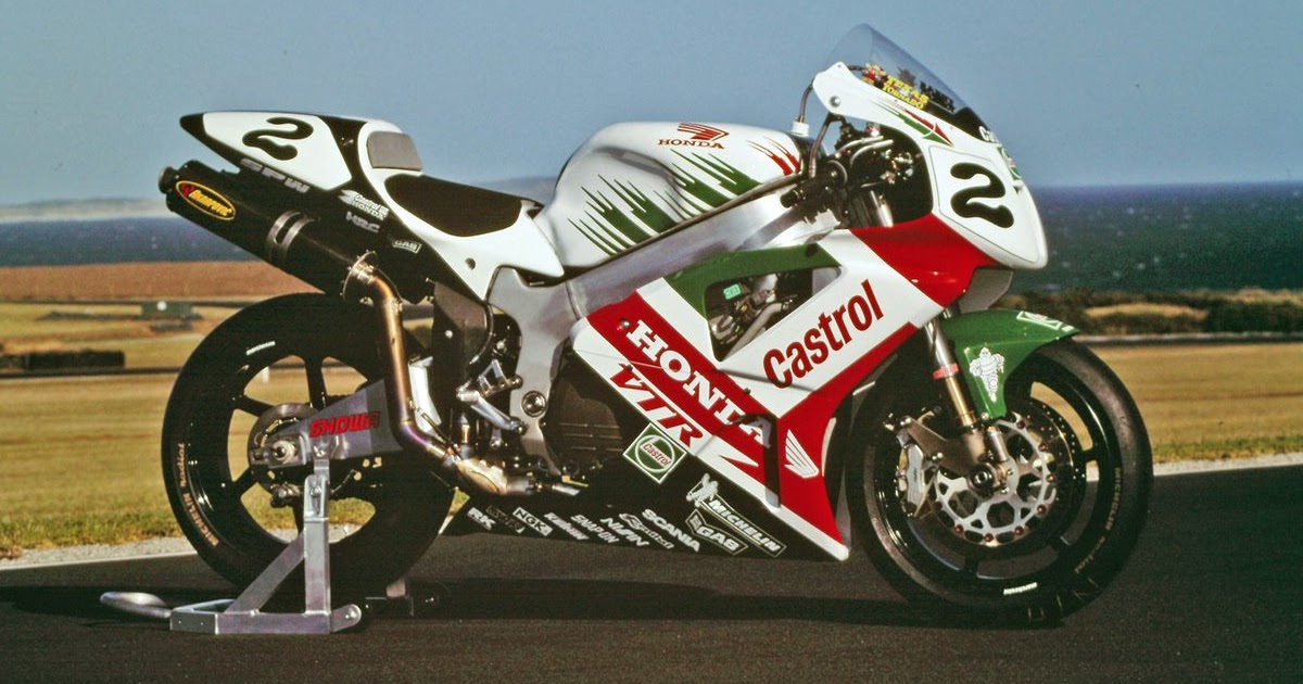 HONDA RC51: Born To Win - RocketGarage - Cafe Racer Magazine