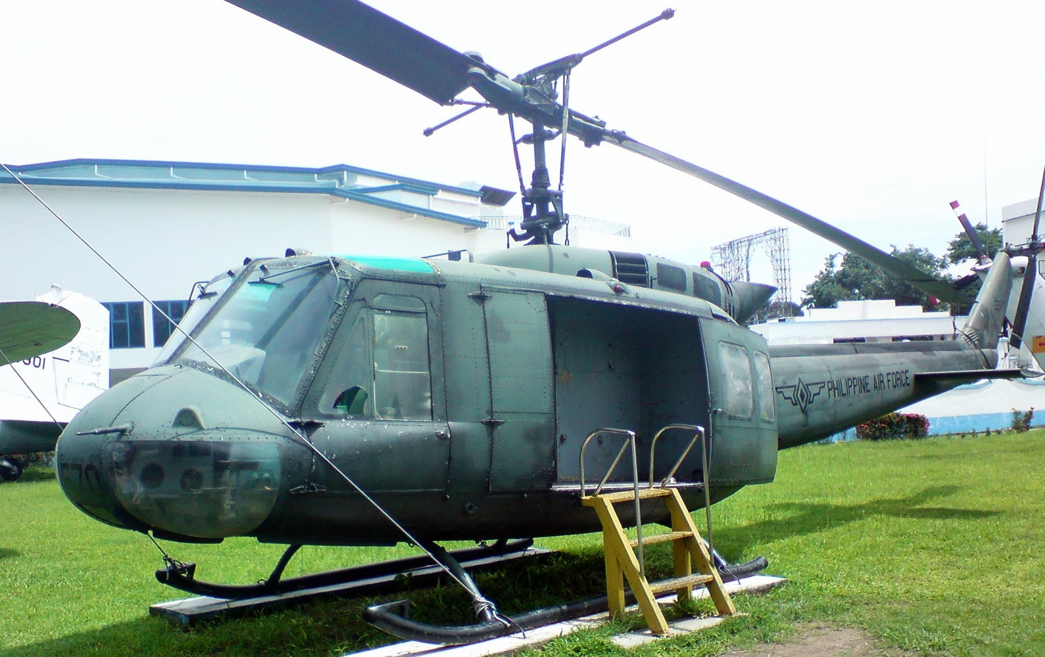The rhk111 Philippine Defense Updates: Another PAF UH-1 Huey Helicopter ...
