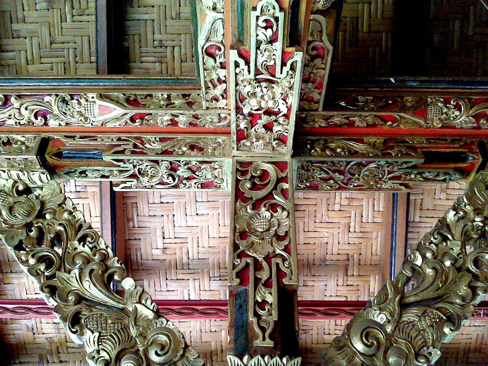 gungjayack@gmail.com: Ornamen Bangunan Sakaempat