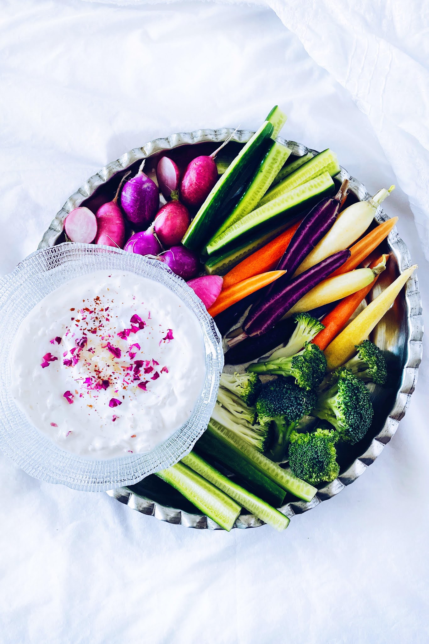 Turmeric & Saffron: Mast-o-Moosir with Chips and Crudités