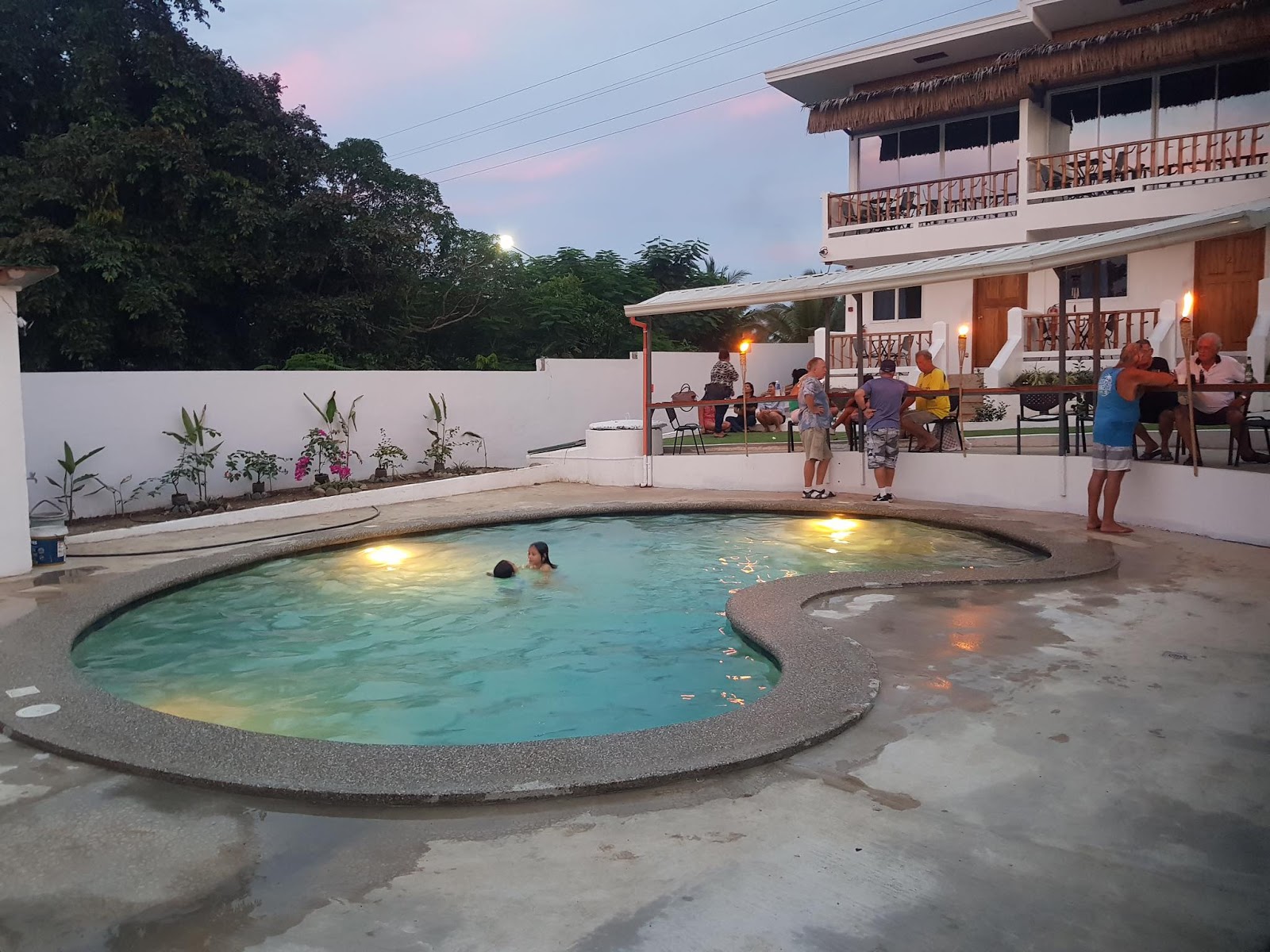 M&M Cozy Inn by the Sea