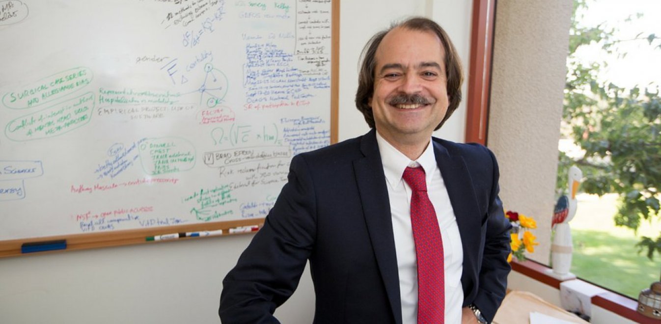 ΛΕΥΤΕΡΙΑ: ΠΑΓΚΟΣΜΙΑ ΥΠΟΚΛΙΣΗ ΣΤΟΝ ΚΑΘΗΓΗΤΗ Γ. ΙΩΑΝΝΙΔΗ – «ΜΗΝ ...