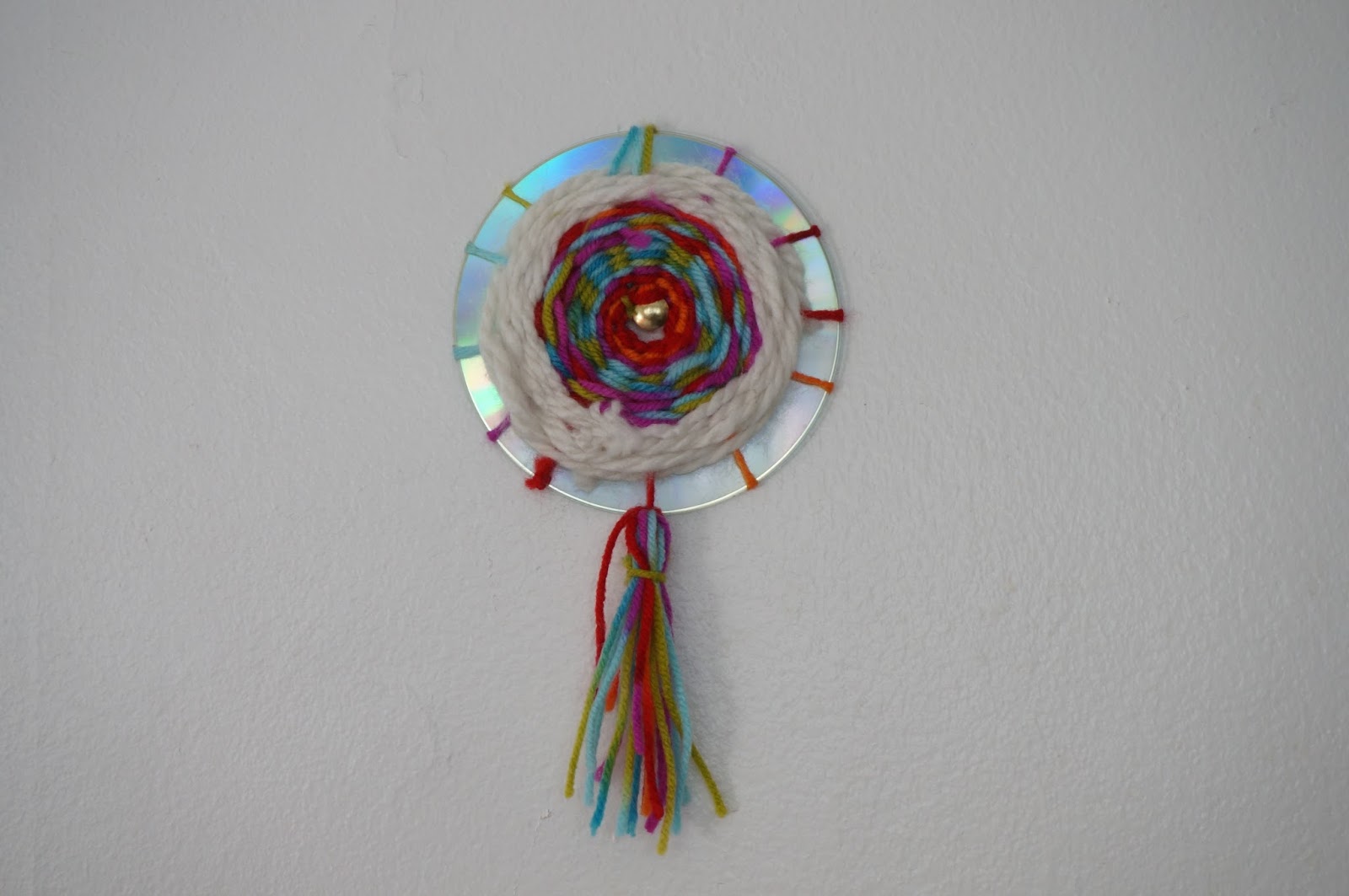 selfshowcase: CD weaving wall art