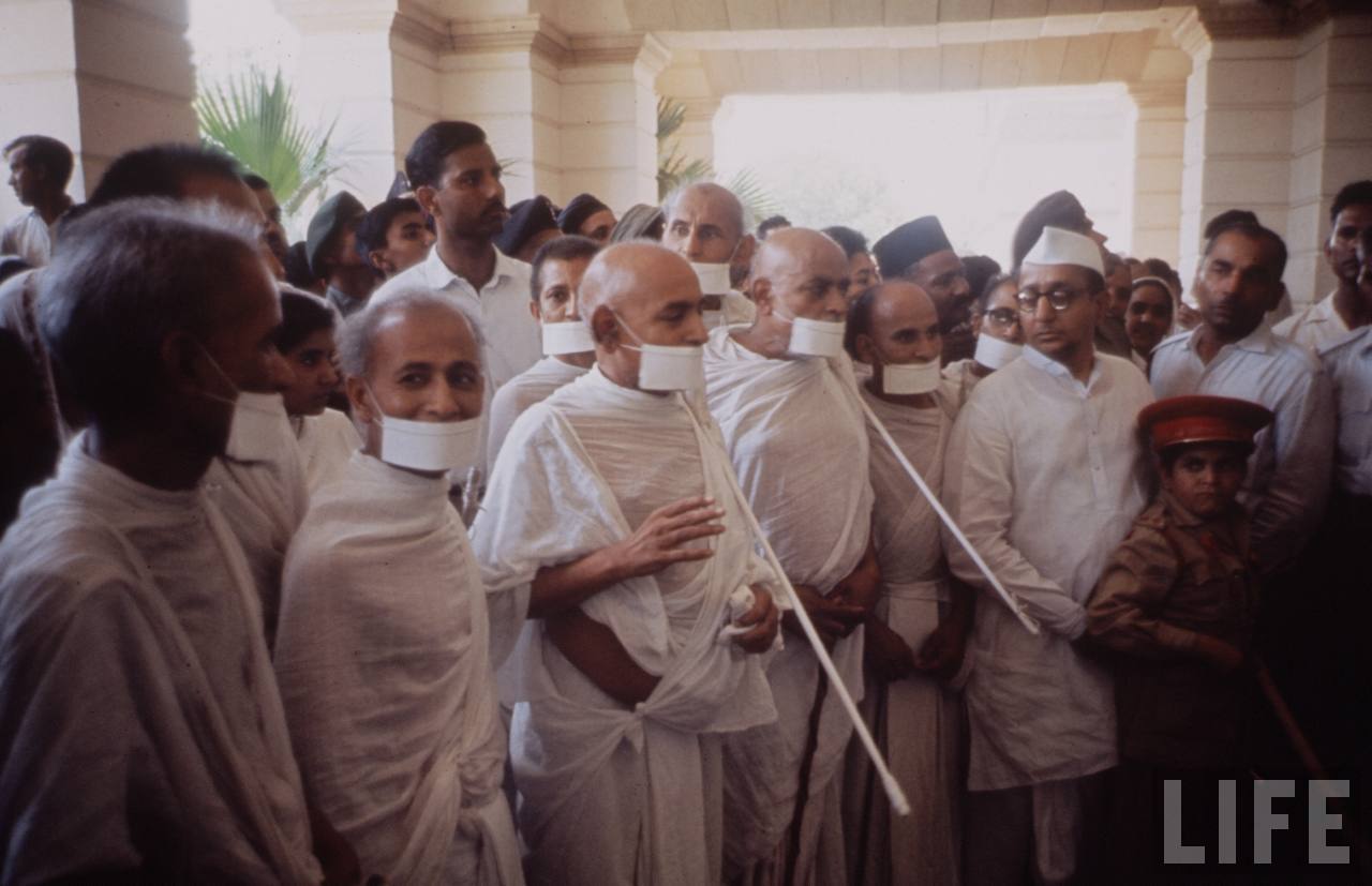 Jawaharlal Nehru Funeral Procession Photos | Rare & Old Vintage Photos ...