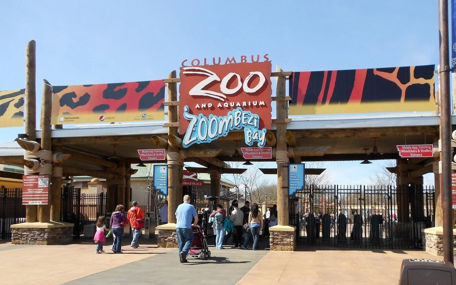Columbus Zoo and Aquarium (with Map & Photos)
