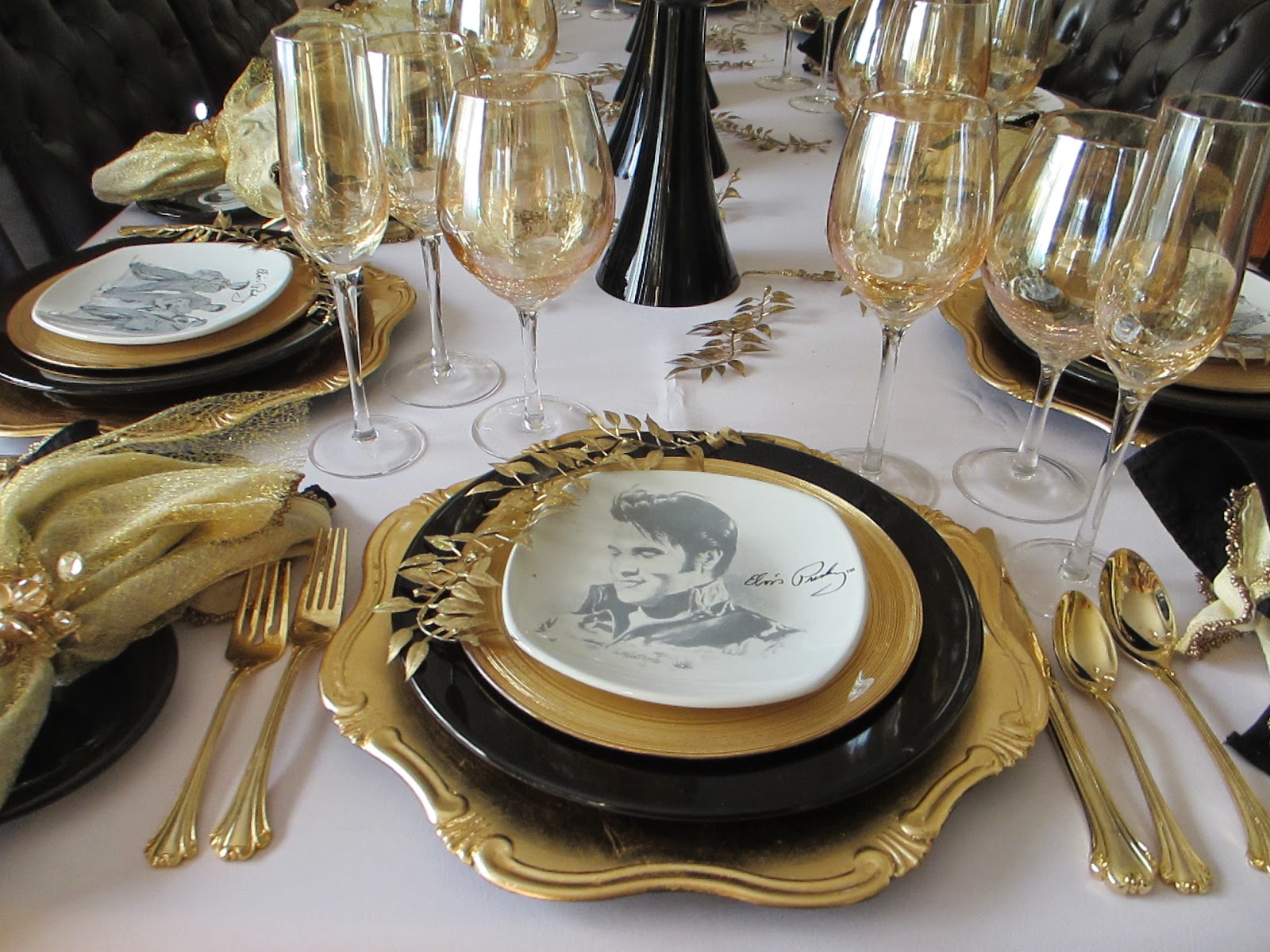 The Welcomed Guest: Elvis' Birthday Tablescape