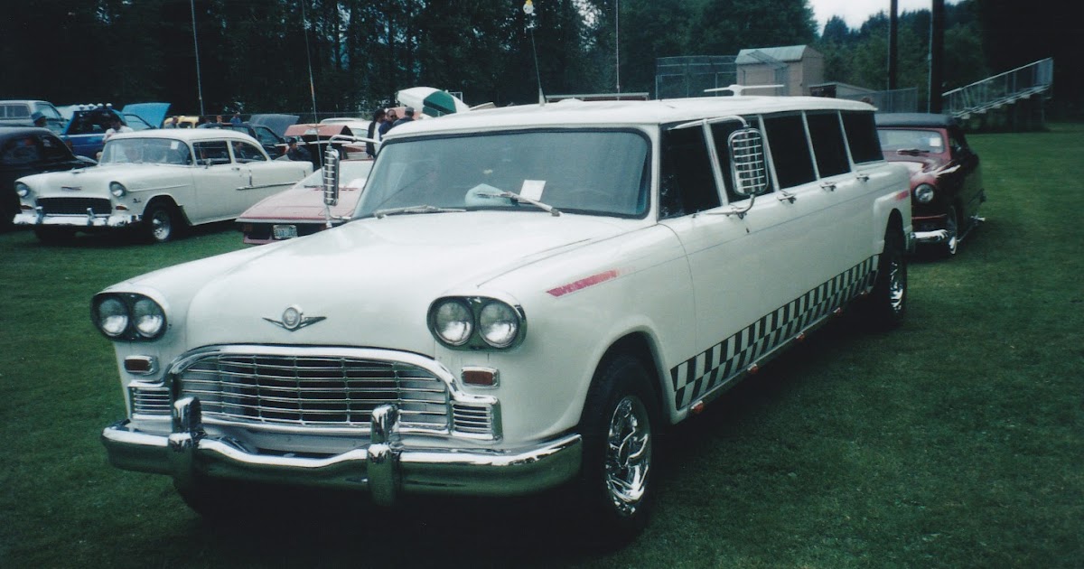 AutoTour: 1962-1974 Checker Aerobus