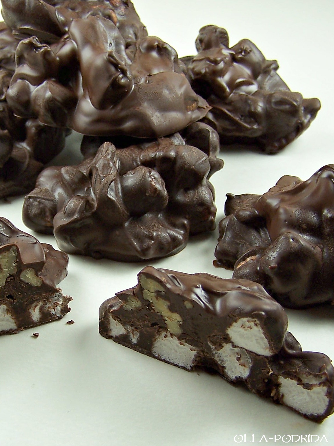 Olla-Podrida: Heavenly Hash Clusters