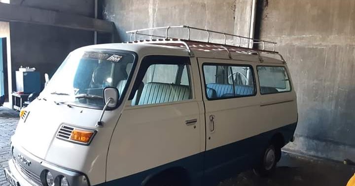 Minibus Antik Colt Mitsubishi Langka - LAPAK MOBIL DAN MOTOR BEKAS