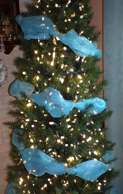 DEBBIE-DABBLE BLOG: "Under the Sea" Themed Tree, 2020
