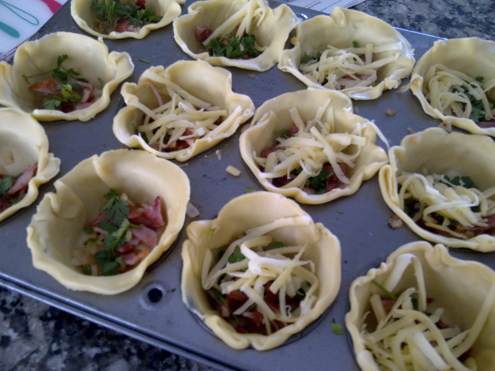 Pearls of Style: Plate Up. Mini Quiches