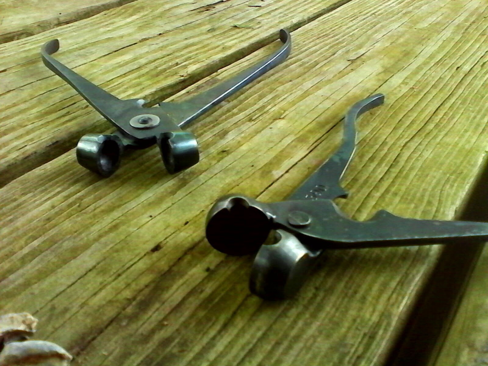 Home-Made-Home: Making bullets.